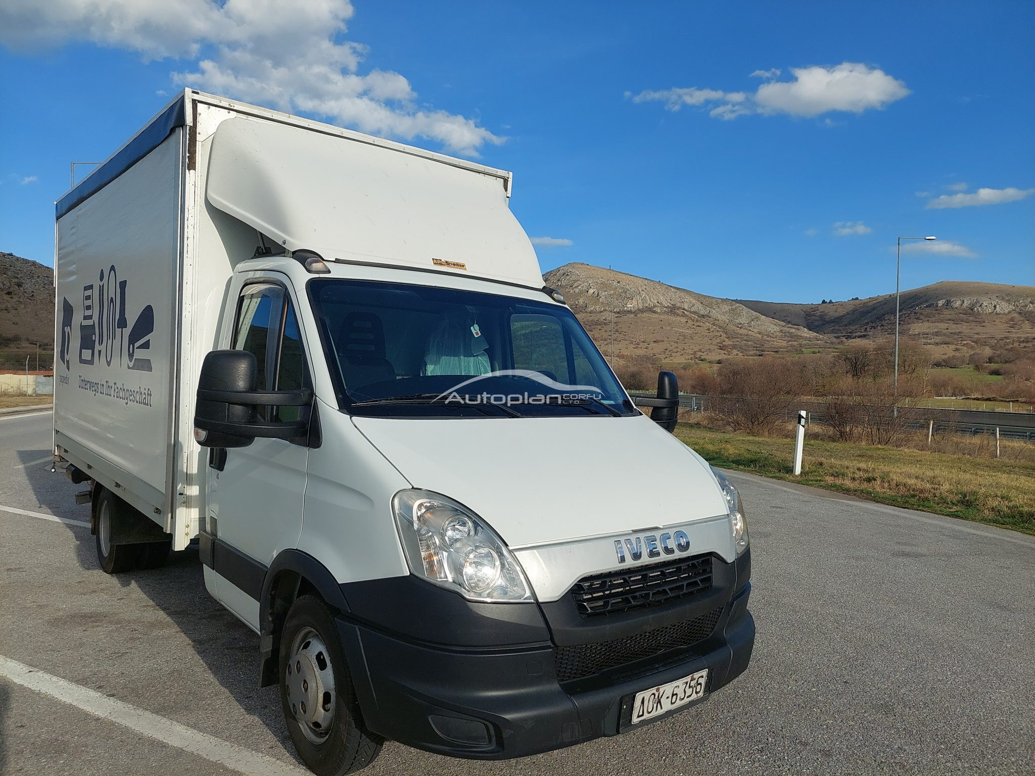 Auto Plan Corfu LTD - Iveco Daily υδραυλικη πορτα